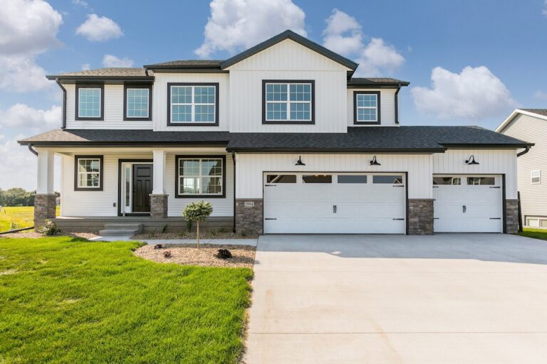Exteriors - Iowa Stone Supply