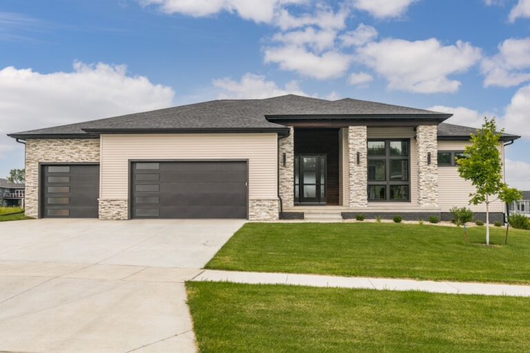 Exteriors - Iowa Stone Supply